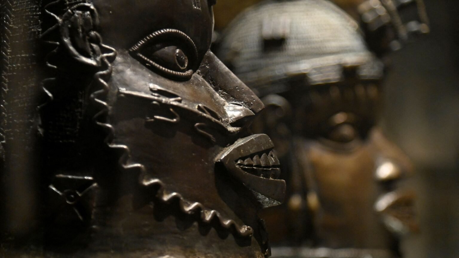 The Benin Bronzes: Successors of the Nok Terracotta – HistoryVille